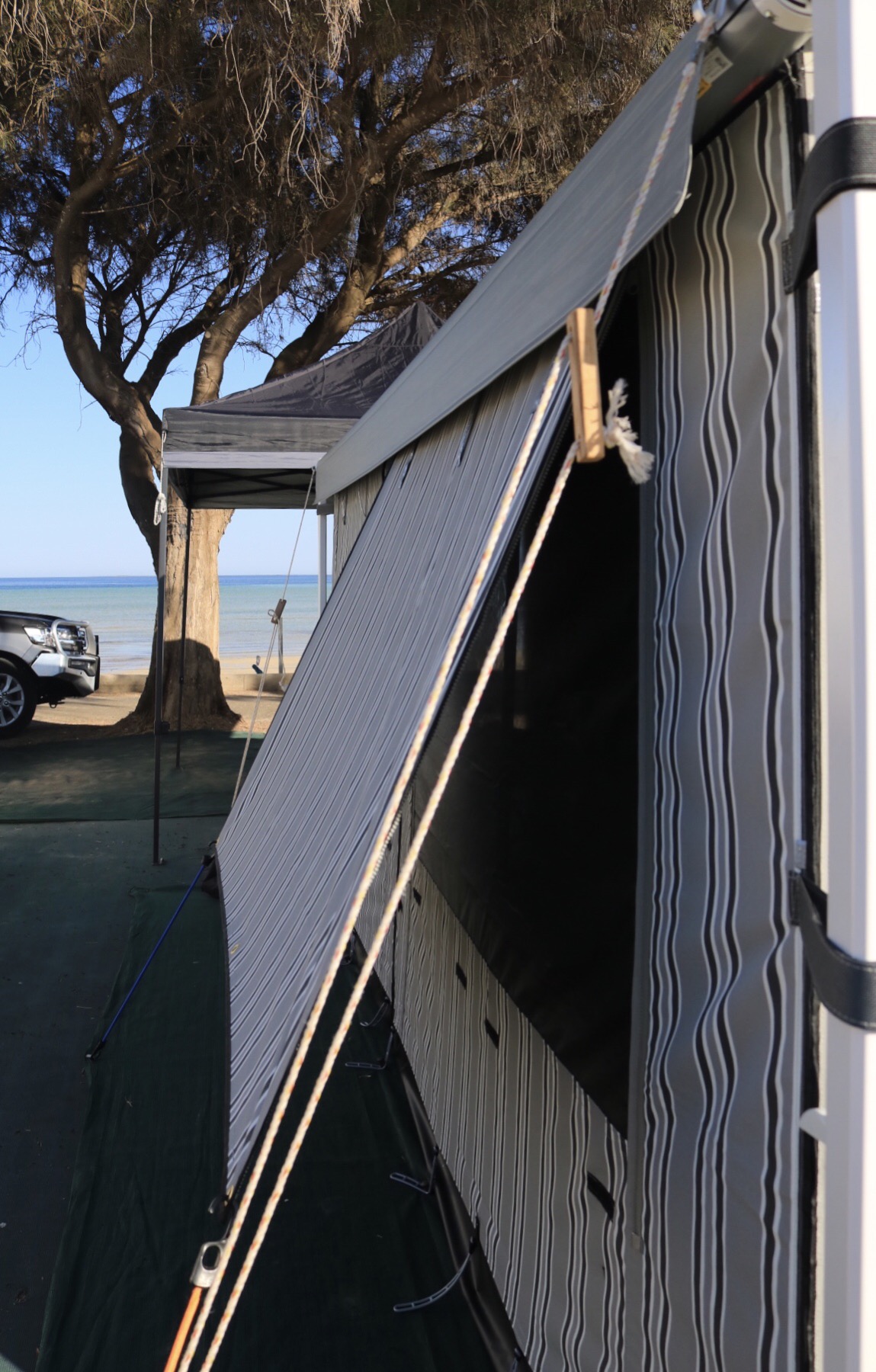 Setting Up The Rig – Caravan Correspondent