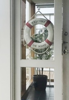 Islanders Tavern ~ Hindmarsh Island – Caravan Correspondent