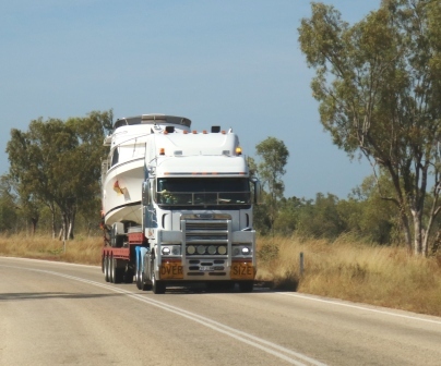 7 Weird and Wonderful Reasons to Drive the Stuart Highway – Caravan ...